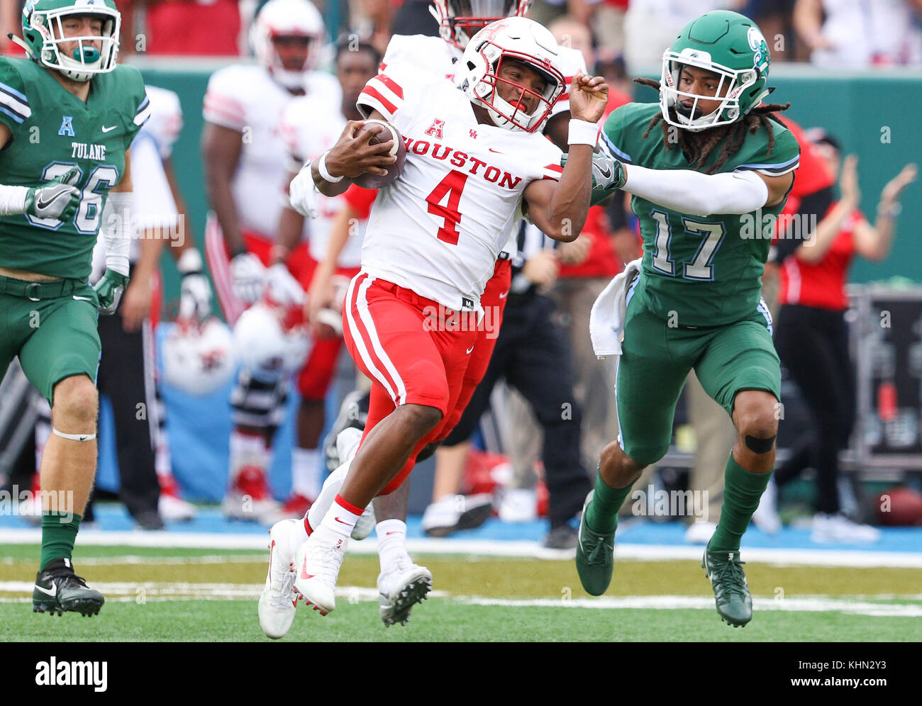 New Orleans, LA, USA. 18th Nov, 2017. D'Eric King #4 is caught from ...