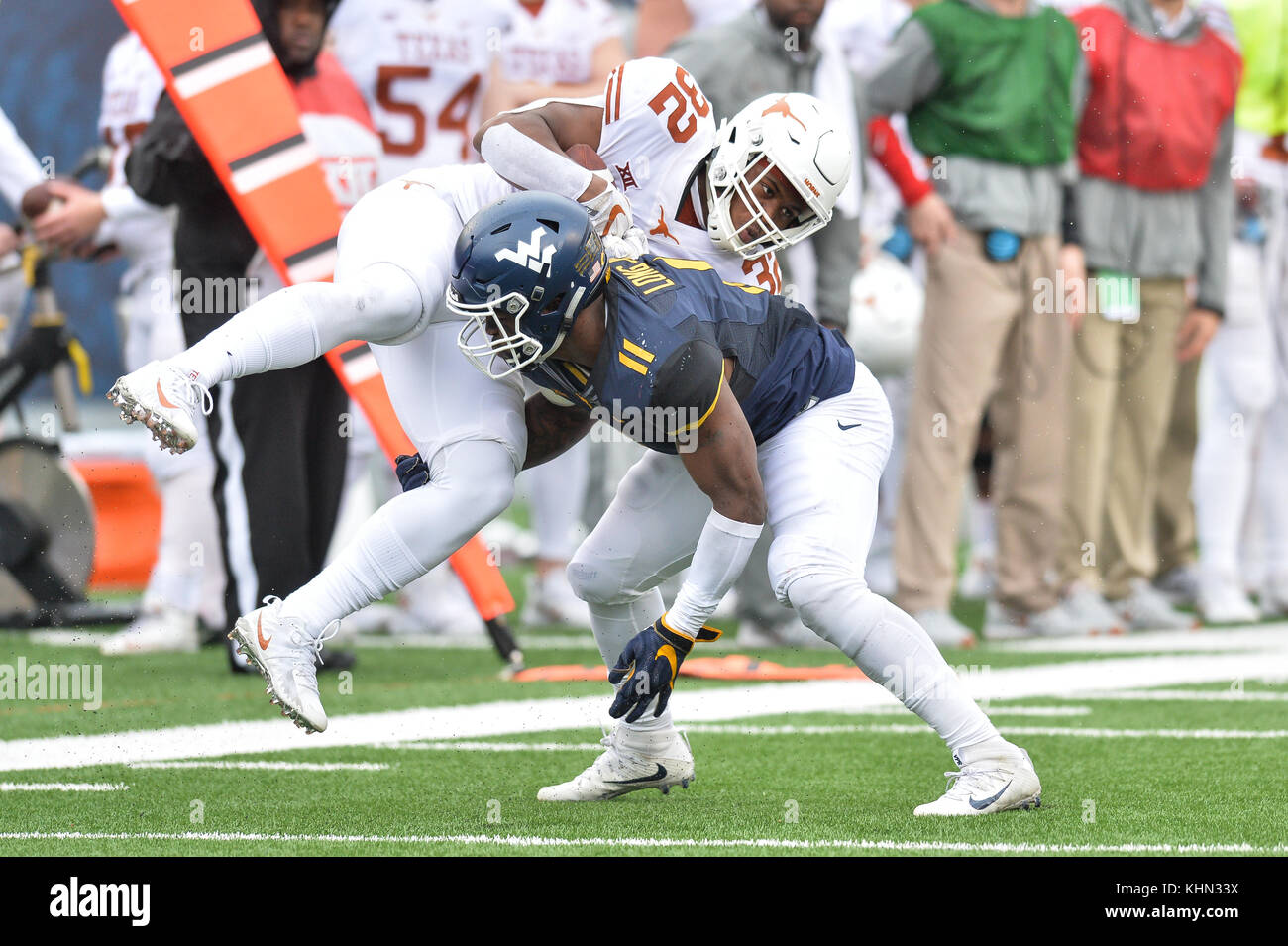 Morgantown, West Virginia, USA. 18th Nov, 2017. DAVID LONG JR (11 ...