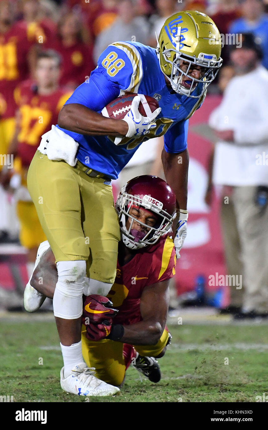 Los Angeles, CA, USA. 18th Nov, 2017. UCLA Bruins tight end Austin ...