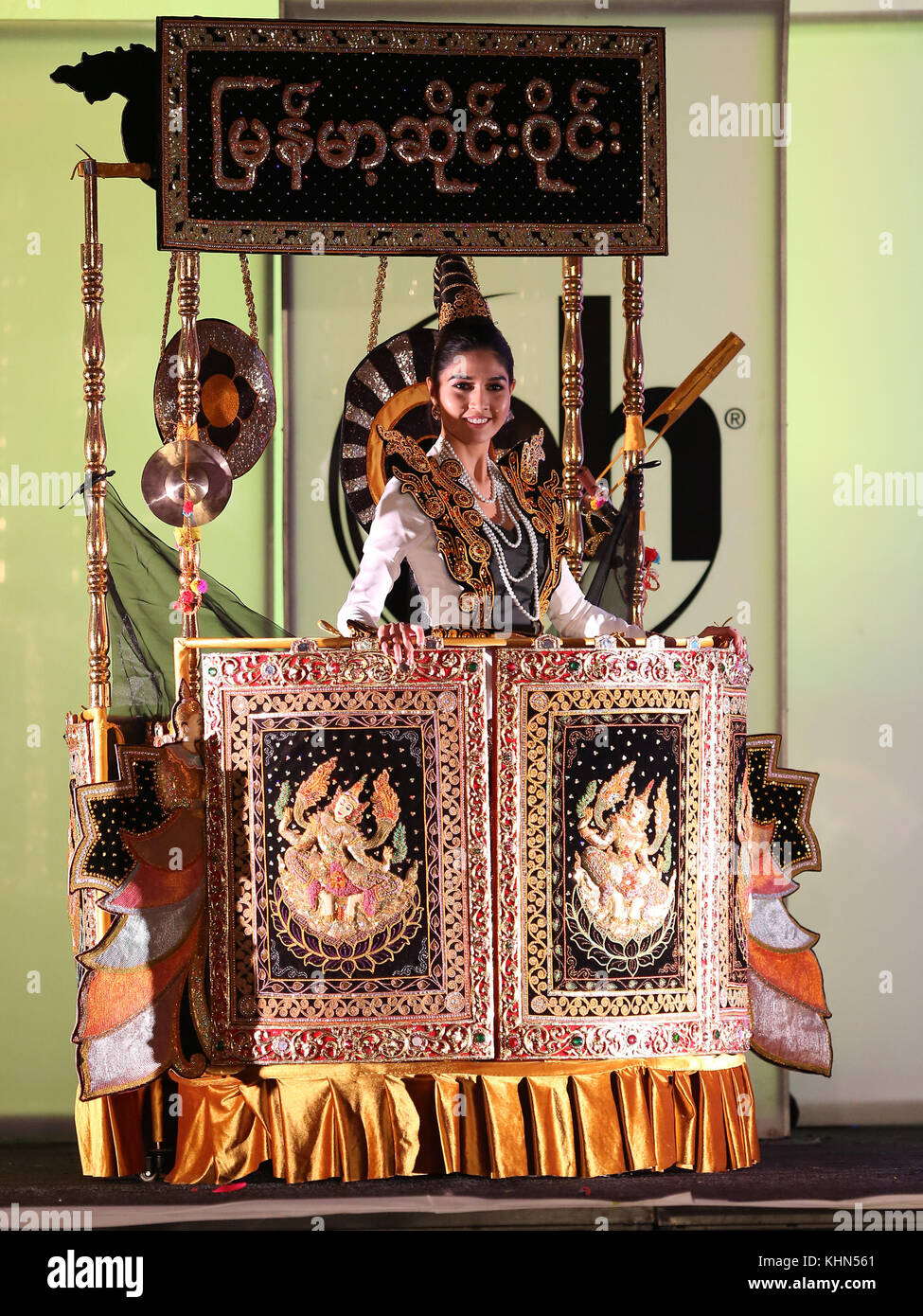 Las Vegas, NV, USA. 18th Nov, 2017. Miss Myanmar, Zun Thansin. 66th ...