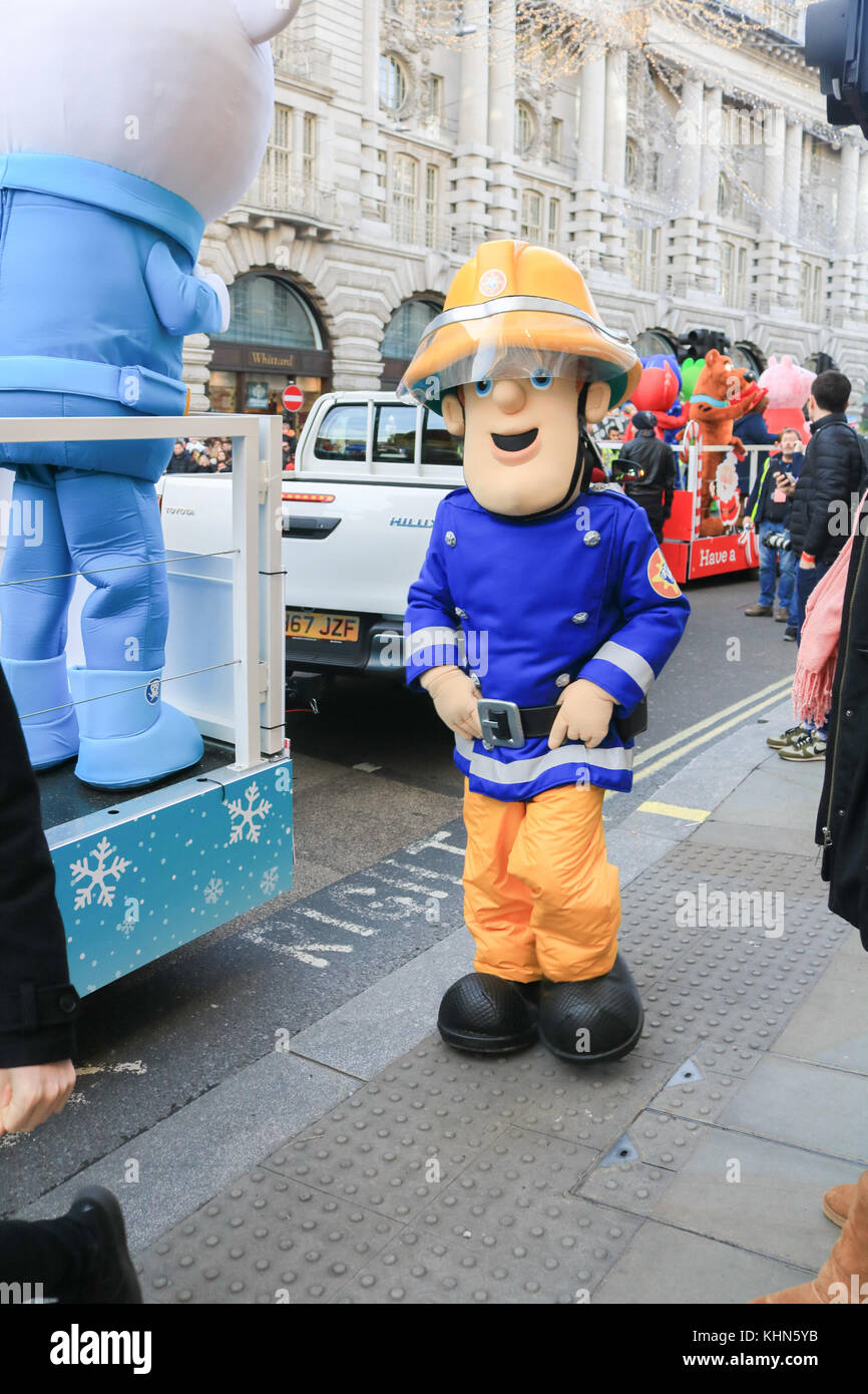 London UK. 19th November 2017. The annual Hamleys Christmas Toy Parade ...