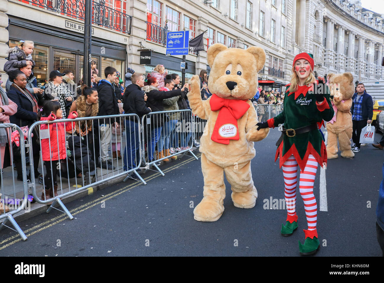 London UK. 19th November 2017. The annual Hamleys Christmas Toy Parade ...
