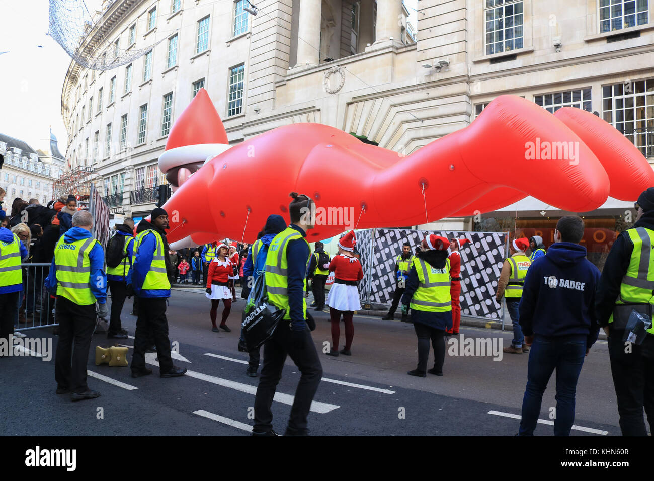 London UK. 19th November 2017. The annual Hamleys Christmas Toy Parade ...