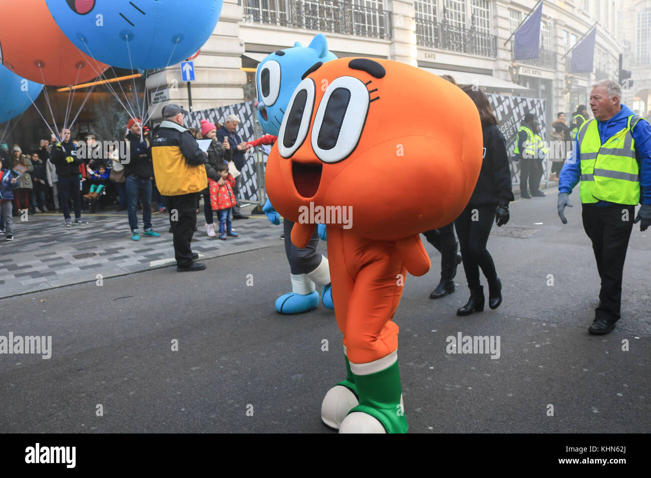 London UK. 19th November 2017. The annual Hamleys Christmas Toy Parade ...