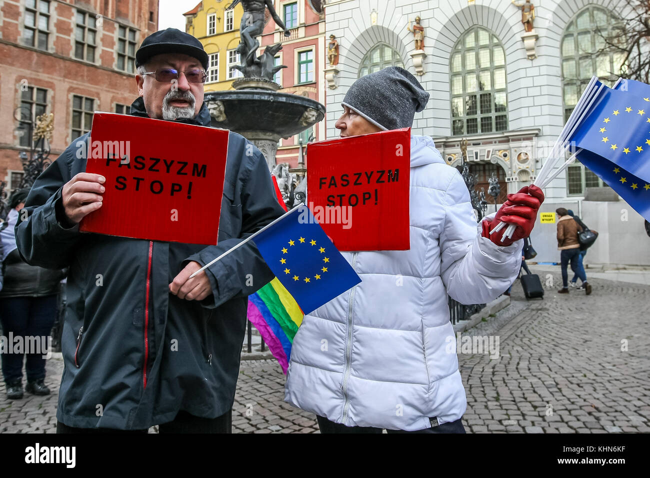 Gdansk, Poland. 19th November, 2017. Anti-fascist rally participants ...