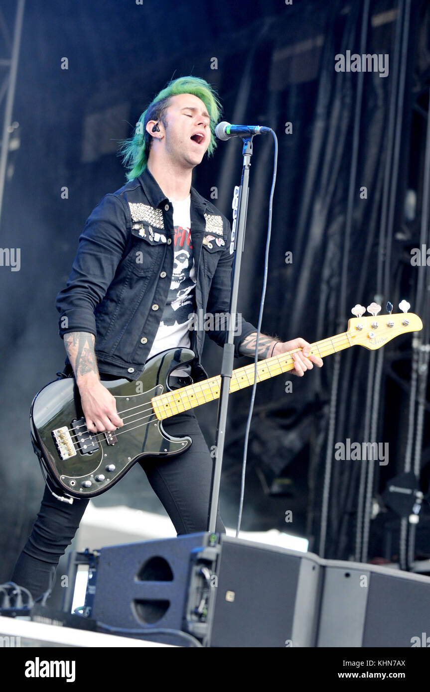 Zakk sandler bass hi-res stock photography and images - Alamy