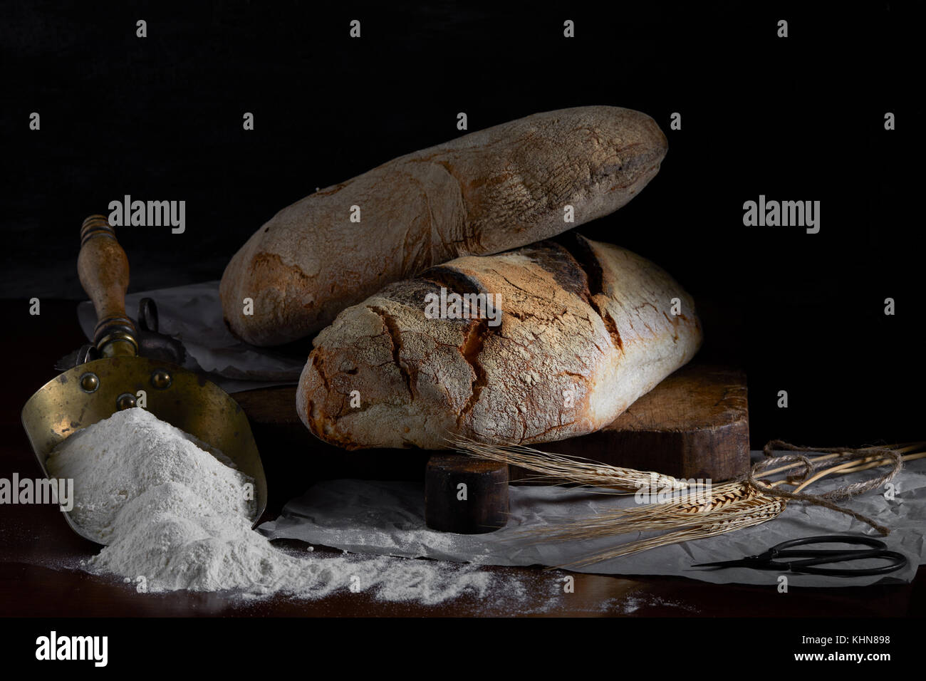 Dark rustic setting hi-res stock photography and images - Alamy