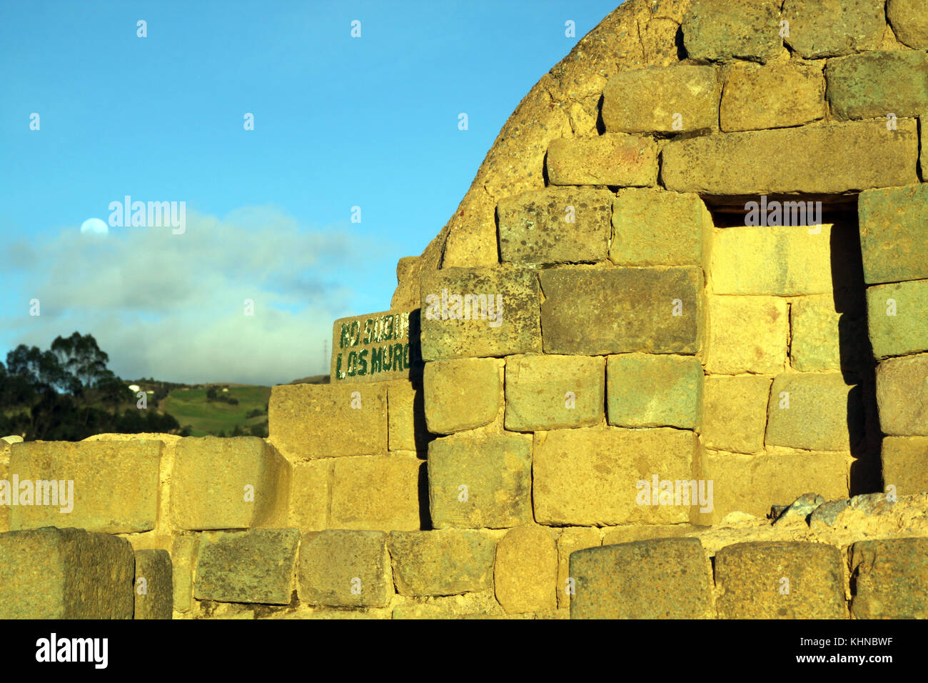 Moon, cloud and ruins of Ingapirca in Ecuador Stock Photo - Alamy