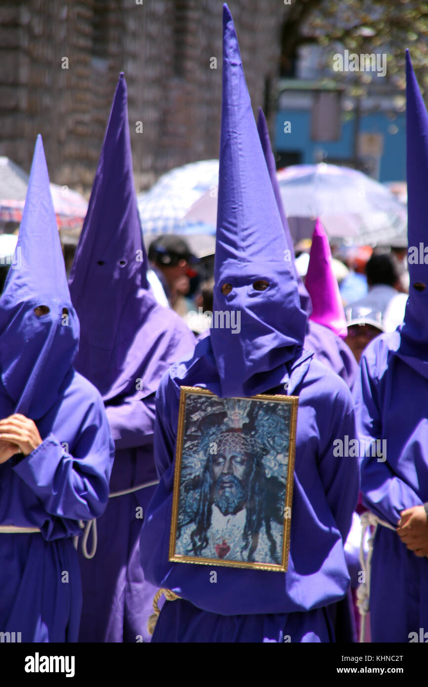 Croud of one hi-res stock photography and images - Alamy