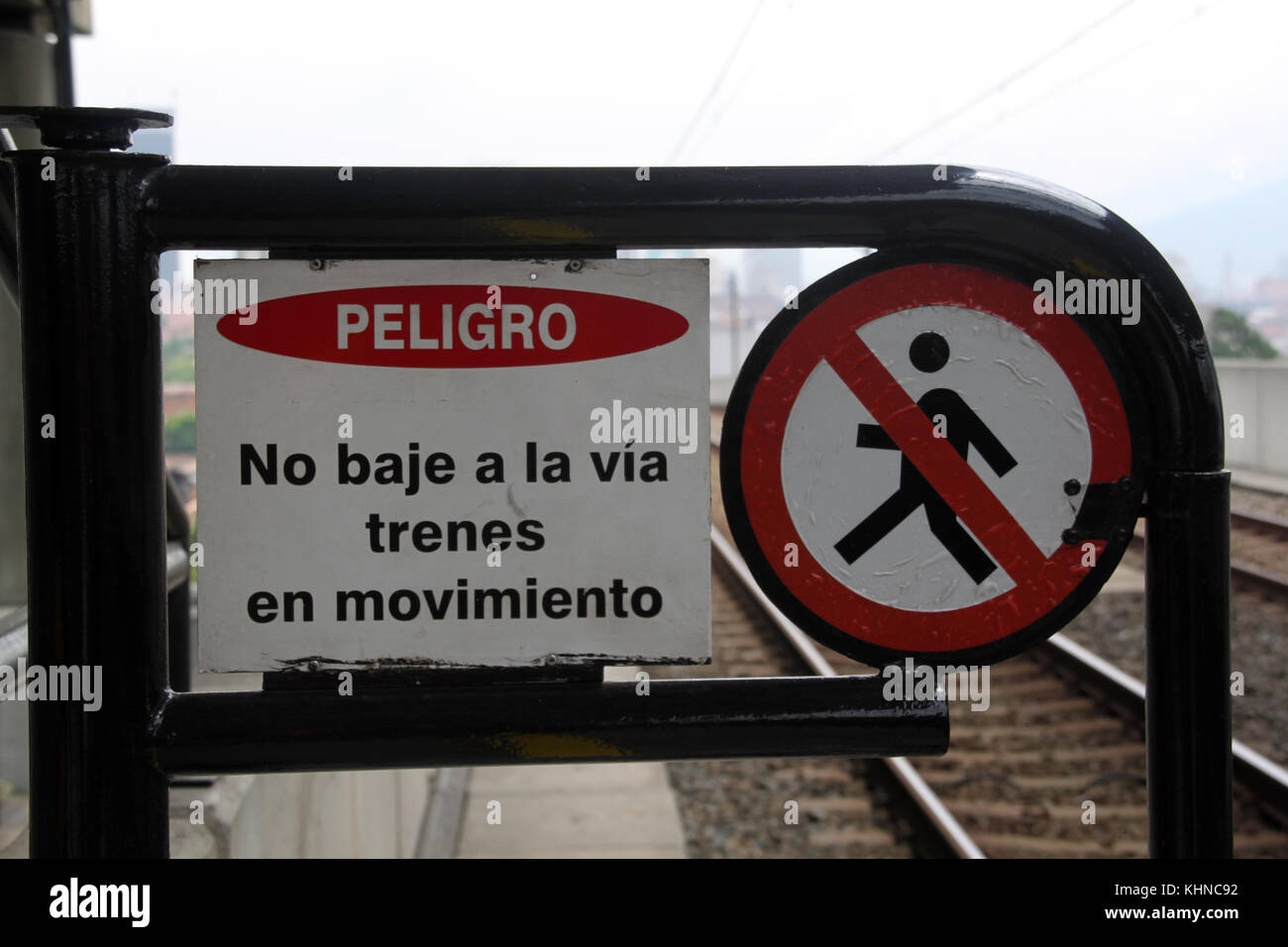 Railway station colombia hi-res stock photography and images - Alamy