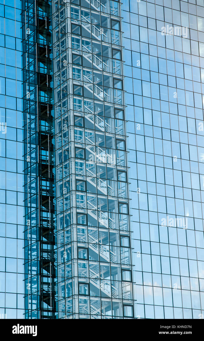 Fire escape building architecture hi-res stock photography and images ...