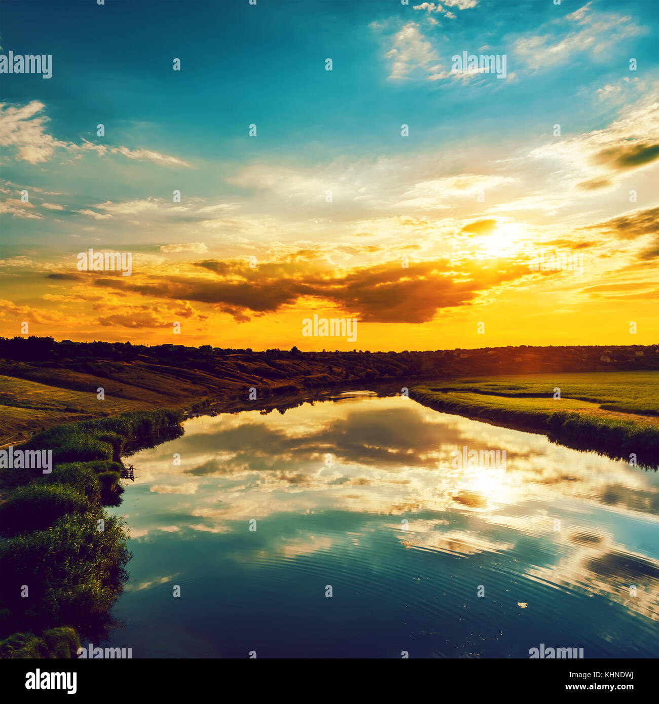good sunset over river Stock Photo - Alamy