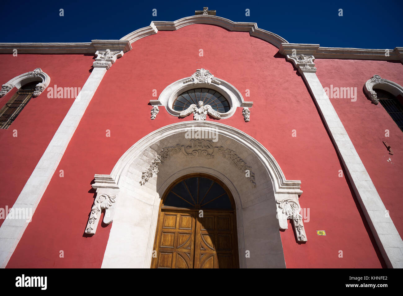 colonial architecture of a mexican church in saltillo Stock Photo - Alamy