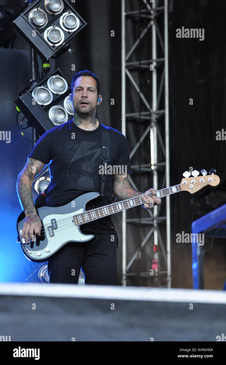 Brandon barnes drums hi-res stock photography and images - Alamy