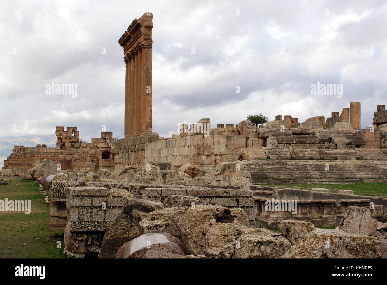 Ruins of old roman temple in Baalbeck, Lebanon Stock Photo - Alamy