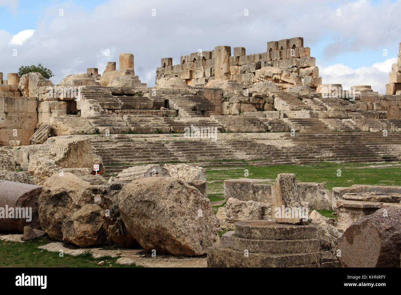 Ruins of old roman temple in Baalbeck, Lebanon Stock Photo - Alamy