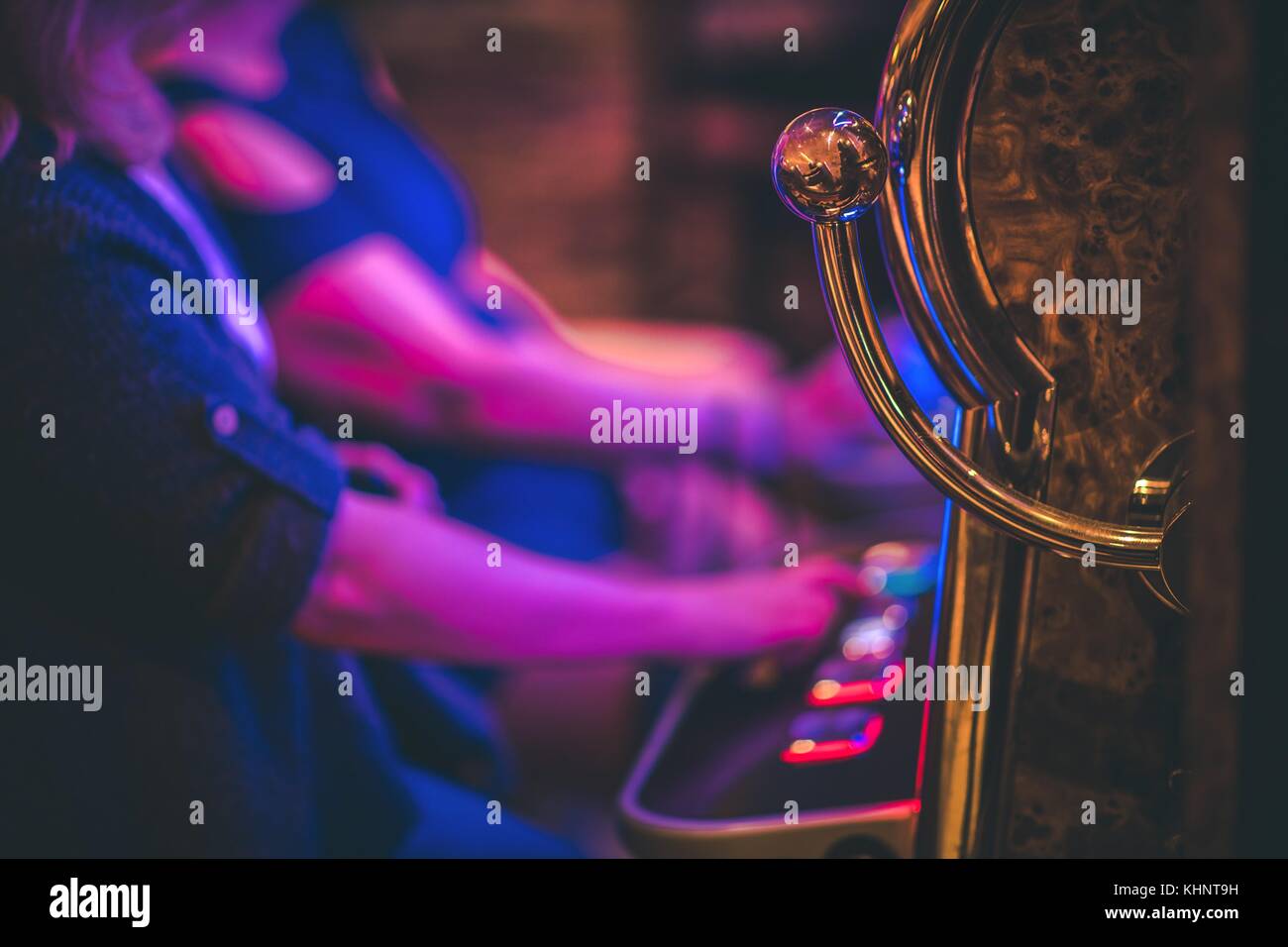 Jackpot gambling woman machine hi-res stock photography and images - Alamy