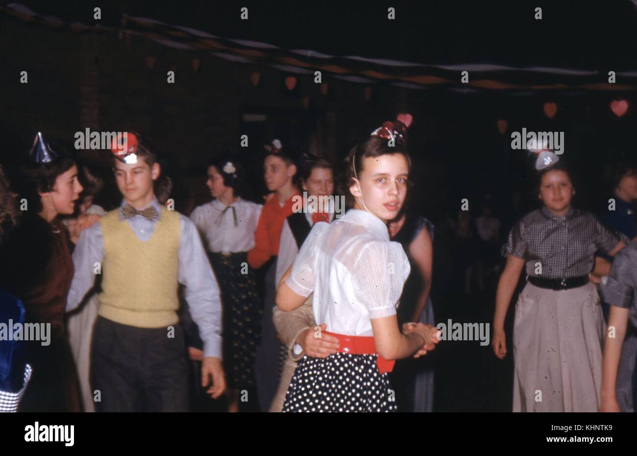 1950s party photograph hi-res stock photography and images - Alamy