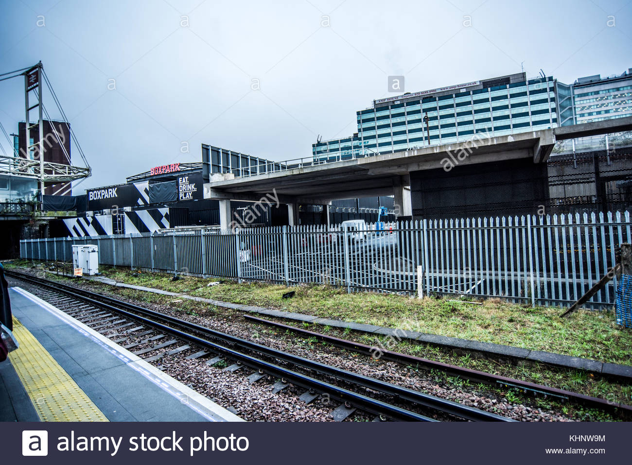 East Croydon Railway Station Stock Photos & East Croydon Railway ...