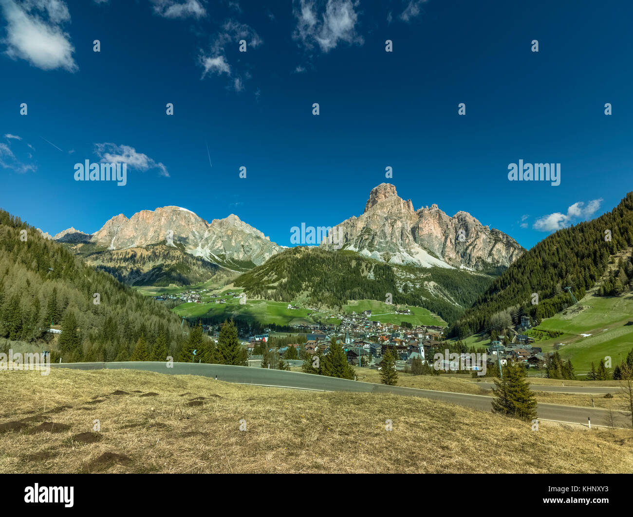 Italian alps, dolomites, mountain peaks, blue sky, beautiful landscape ...