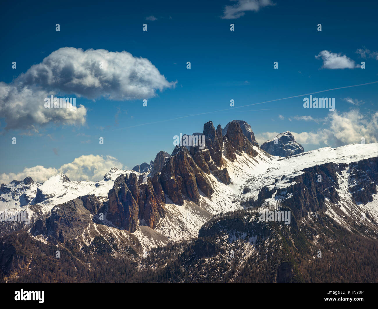 Italian alps, dolomites, mountain peaks, blue sky, beautiful landscape ...