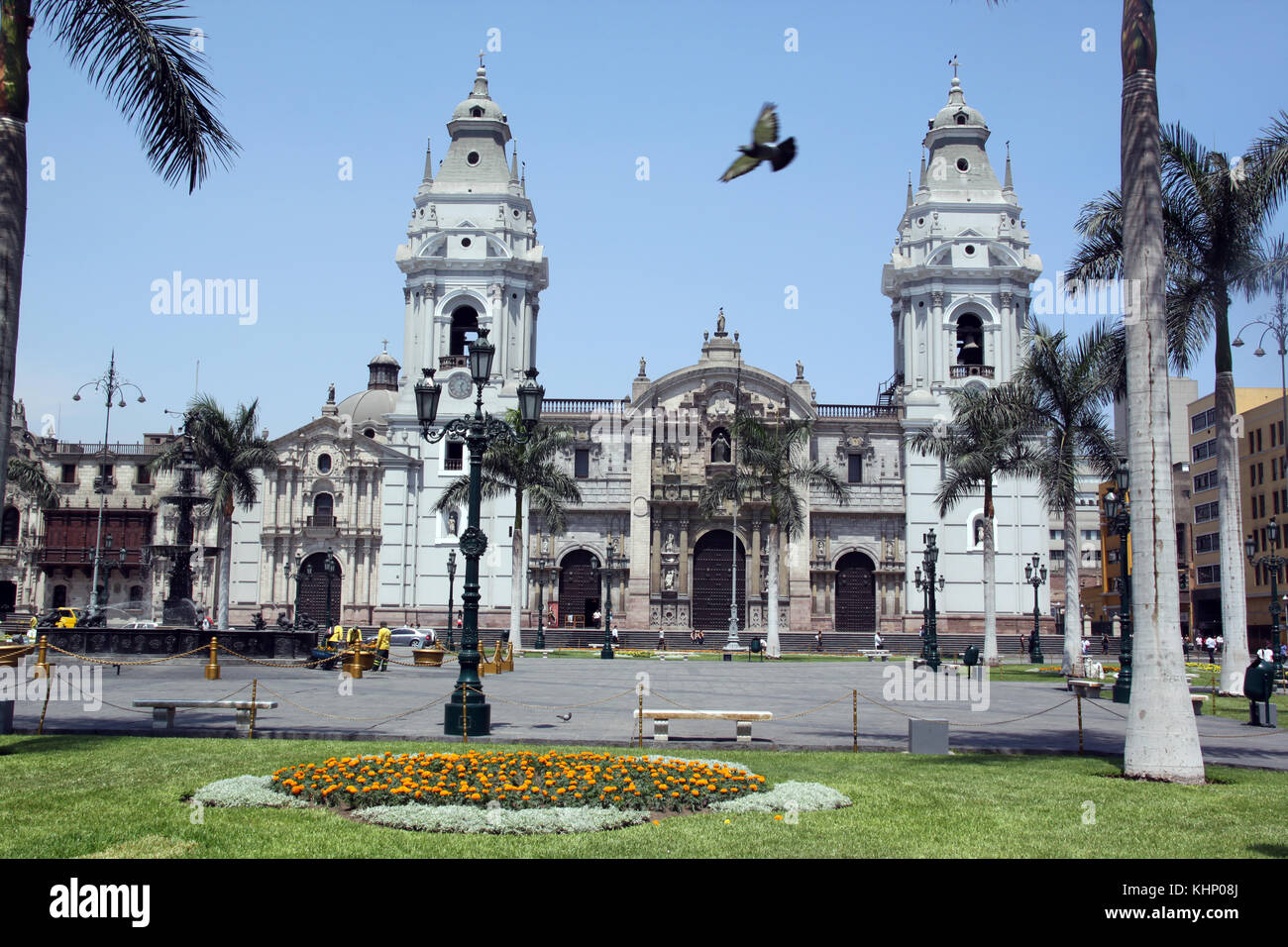 Peru lima city traditional architecture plaza hi-res stock photography ...