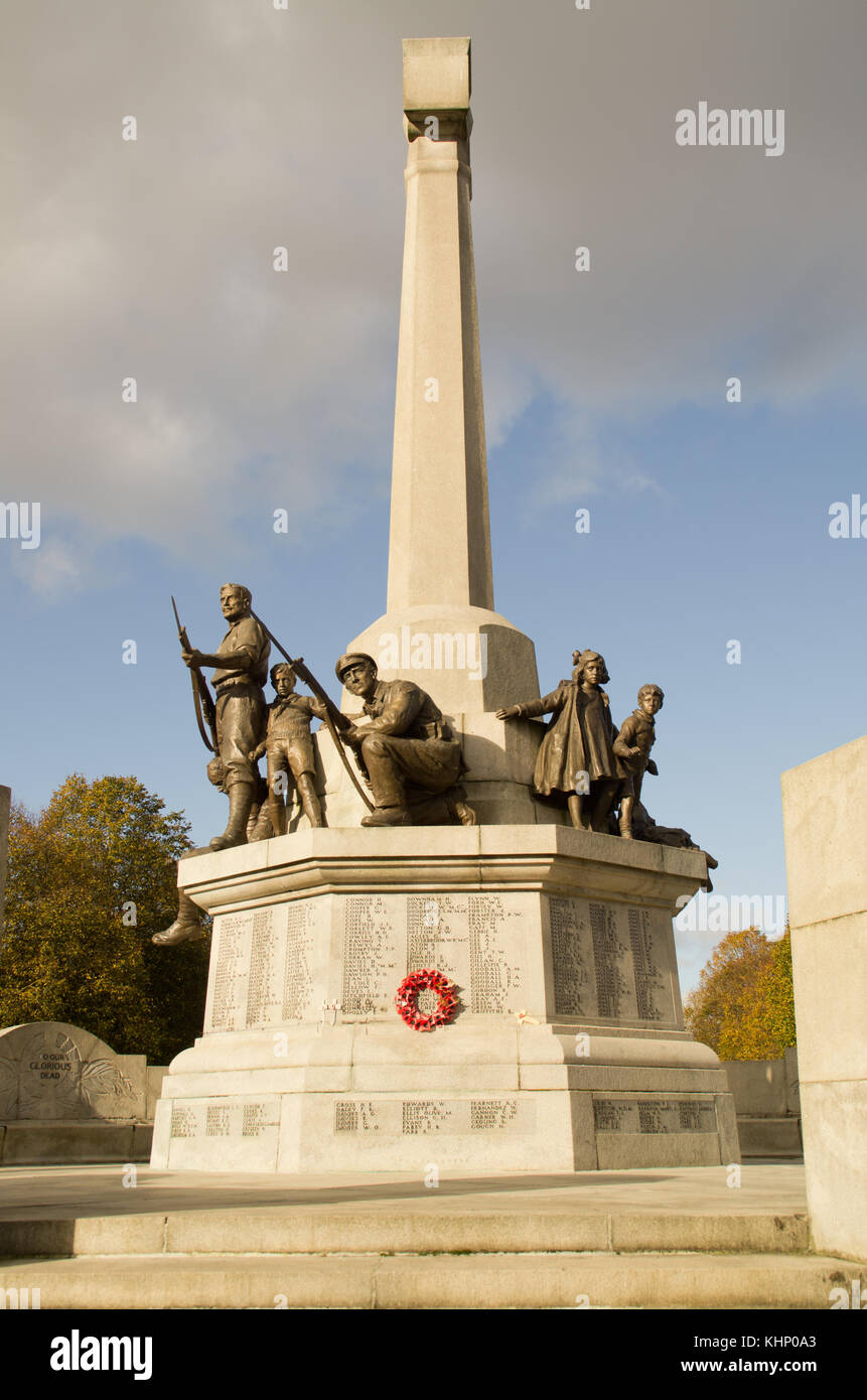 Port Sunlight Model Village, the War Memorial Stock Photo - Alamy