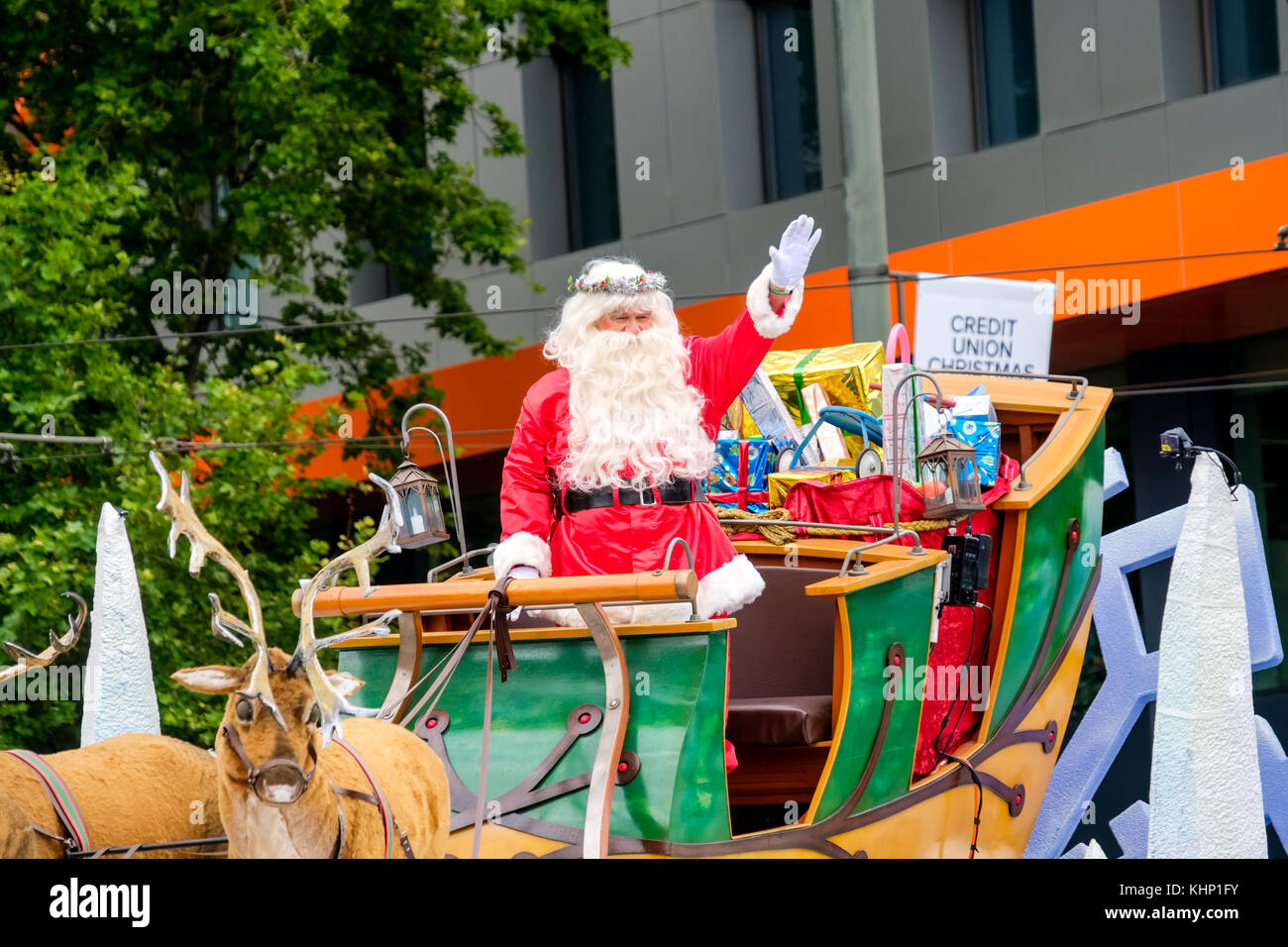 Santa claus parade float hi-res stock photography and images - Alamy
