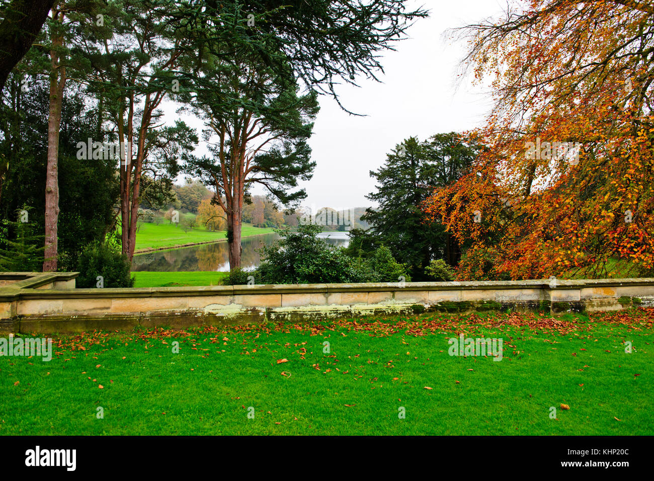 Seat of the howard family hi-res stock photography and images - Alamy