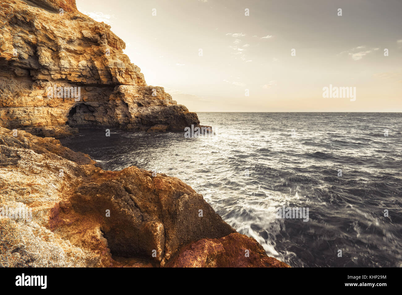Rock in sea cave hi-res stock photography and images - Alamy