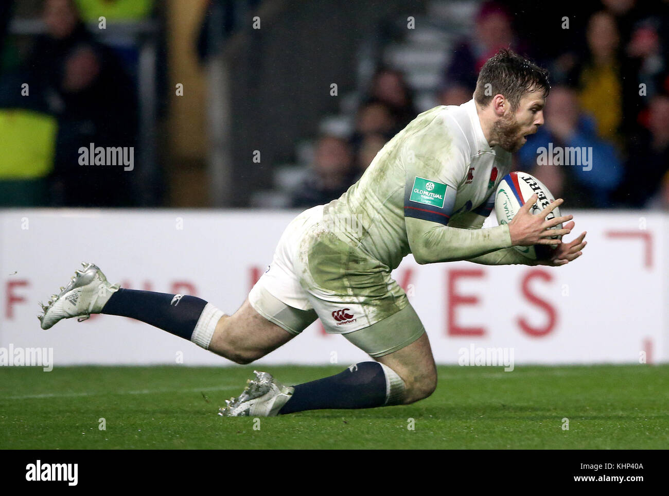 England's Elliot Daly scores his team's opening try during the Autumn ...