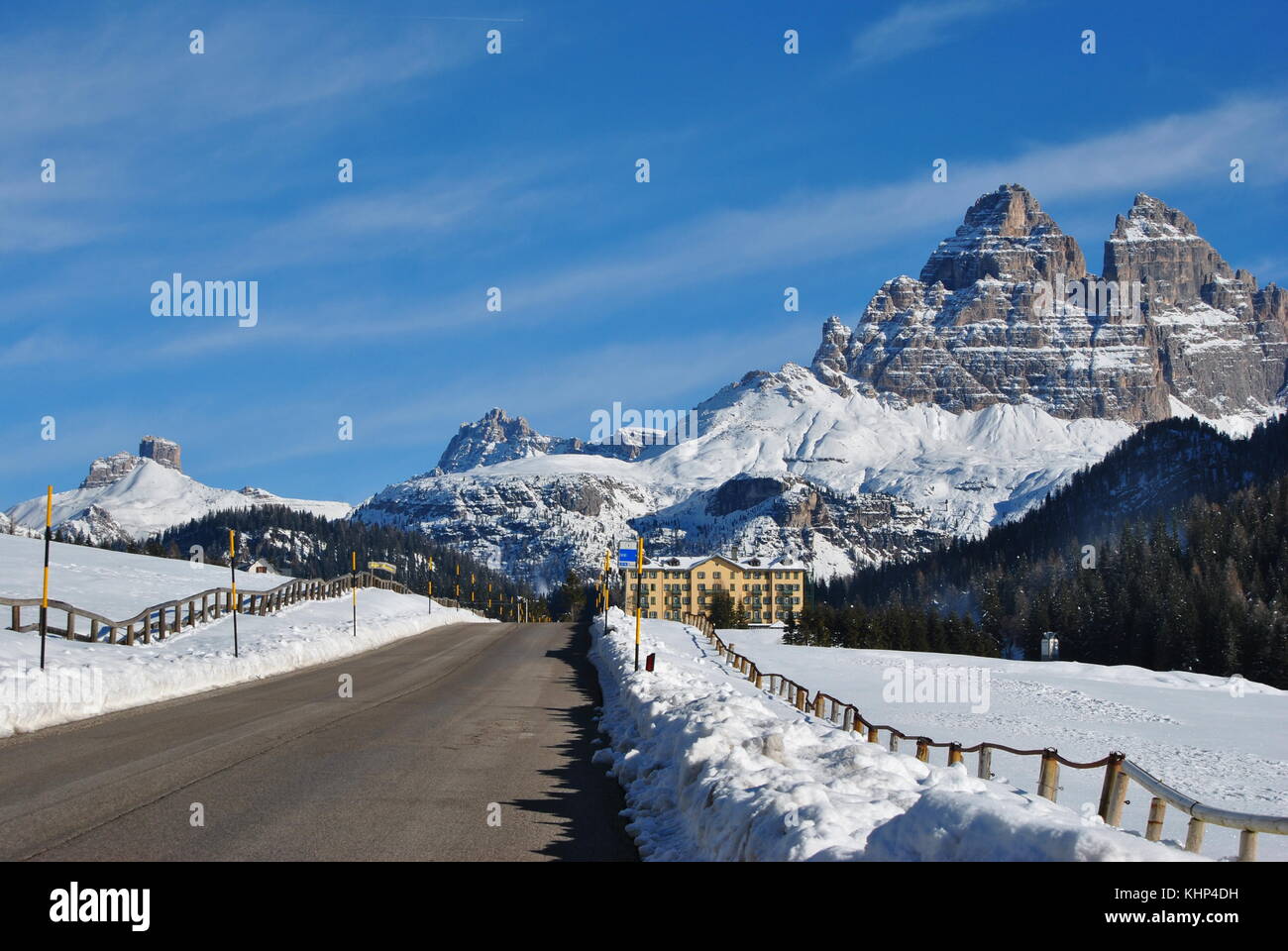 misurina le tre cime di lavaredo winter in the mountains Stock Photo ...