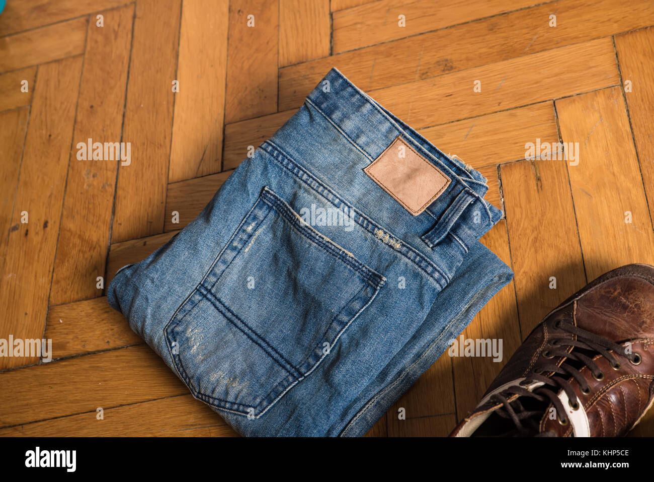 Jeans lie hi-res stock photography and images - Alamy