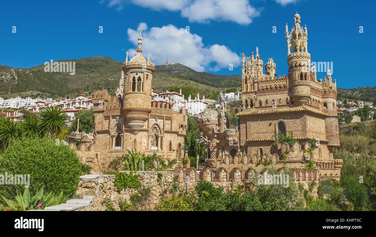 Castillo de Colomares Stock Photo - Alamy