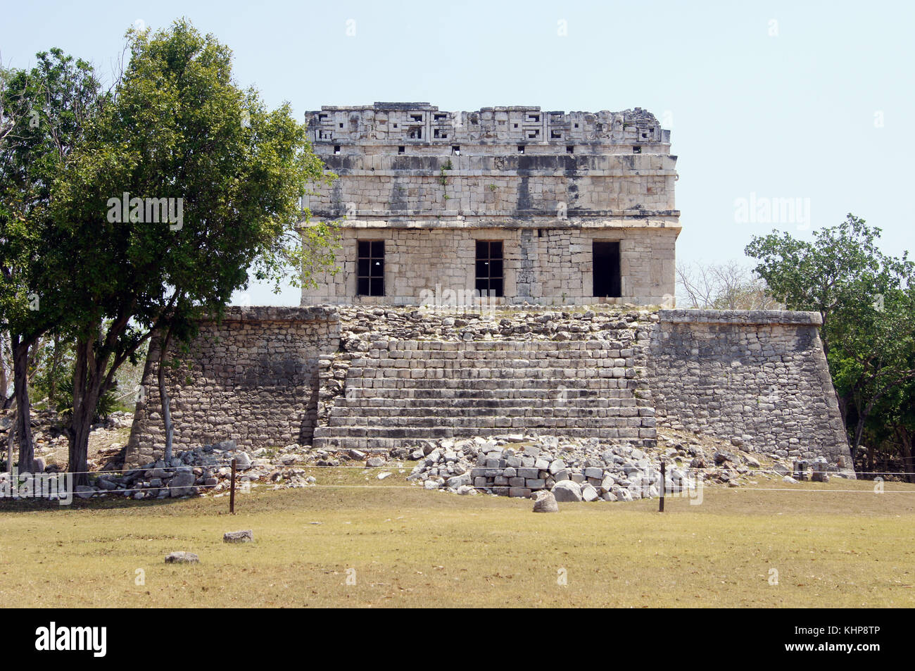 Temple Deer House in Chichen Itza, Yucatan, Mexico Stock Photo - Alamy