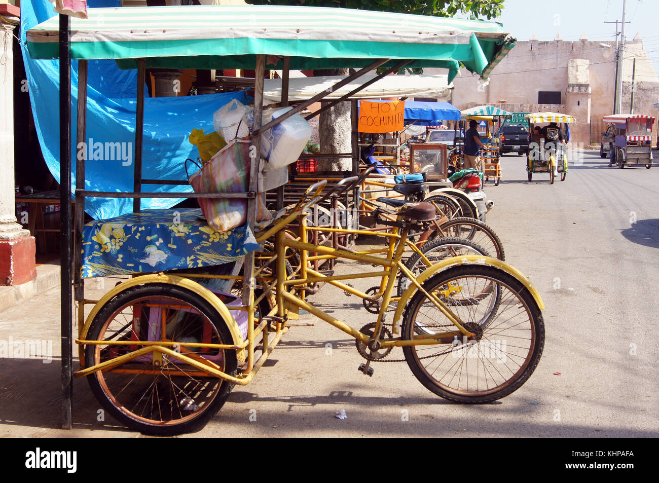 Line of old bicycle riksha in Muna, Mexico Stock Photo - Alamy