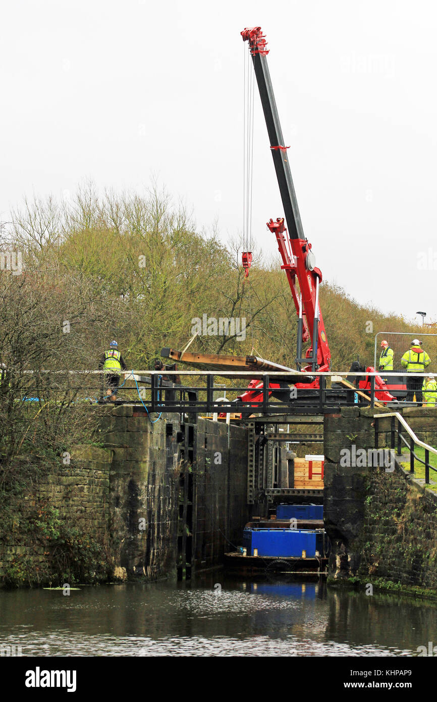 Bridge lifted up on canal hi-res stock photography and images - Alamy