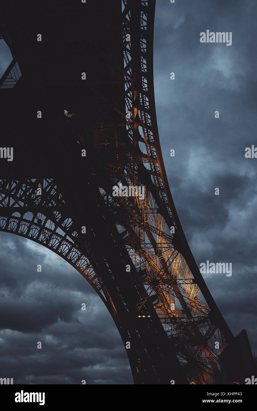 Leg of tower hi-res stock photography and images - Alamy