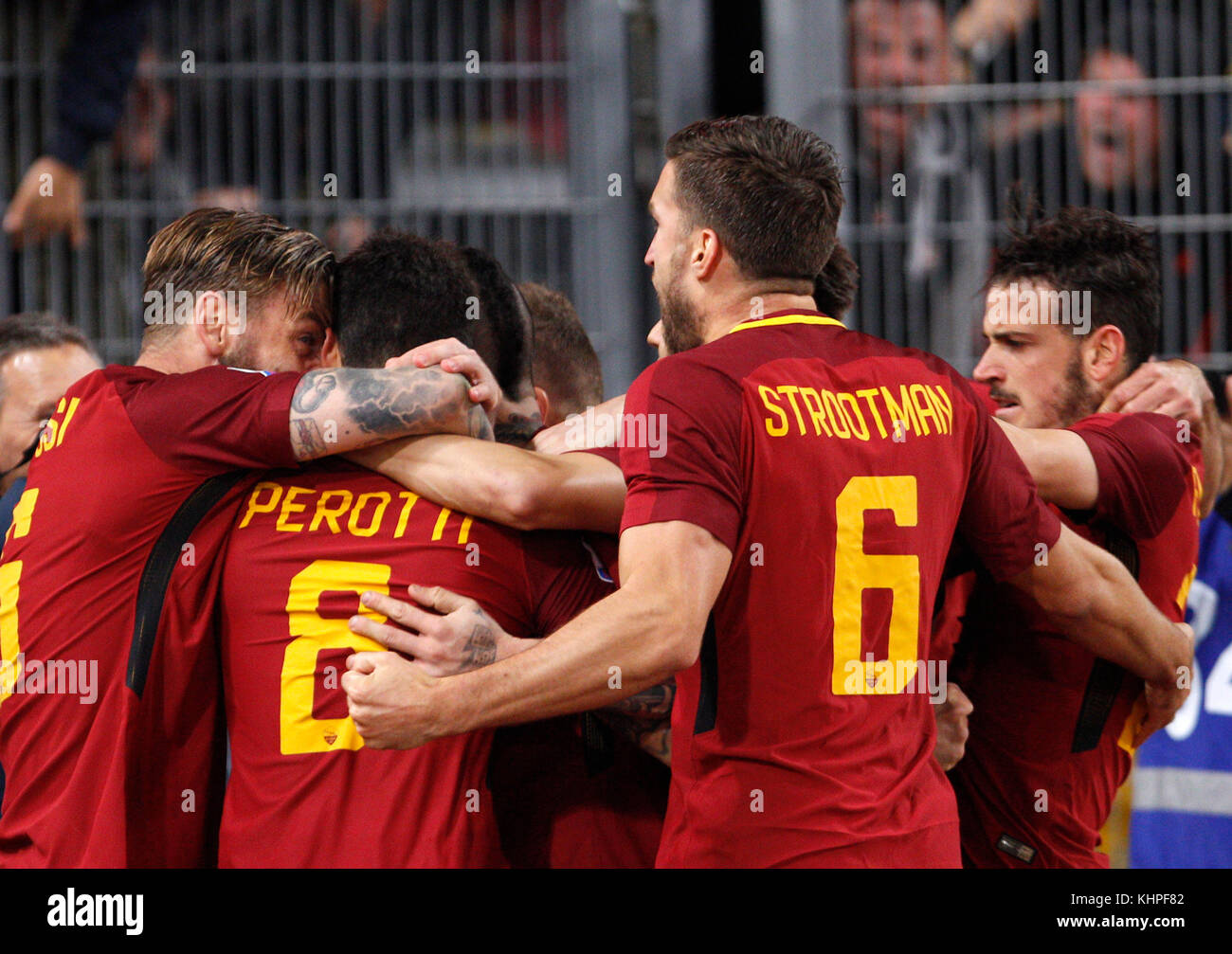 Rome, Italy. 18th Nov, 2017. Roma s Diego Perotti, second from left ...