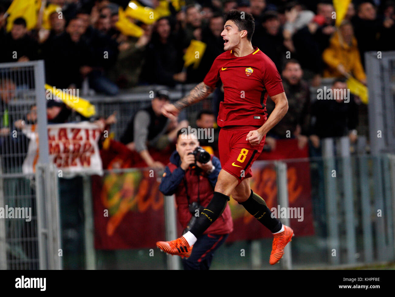 Rome, Italy. 18th Nov, 2017. Roma s Diego Perotti celebrates after ...