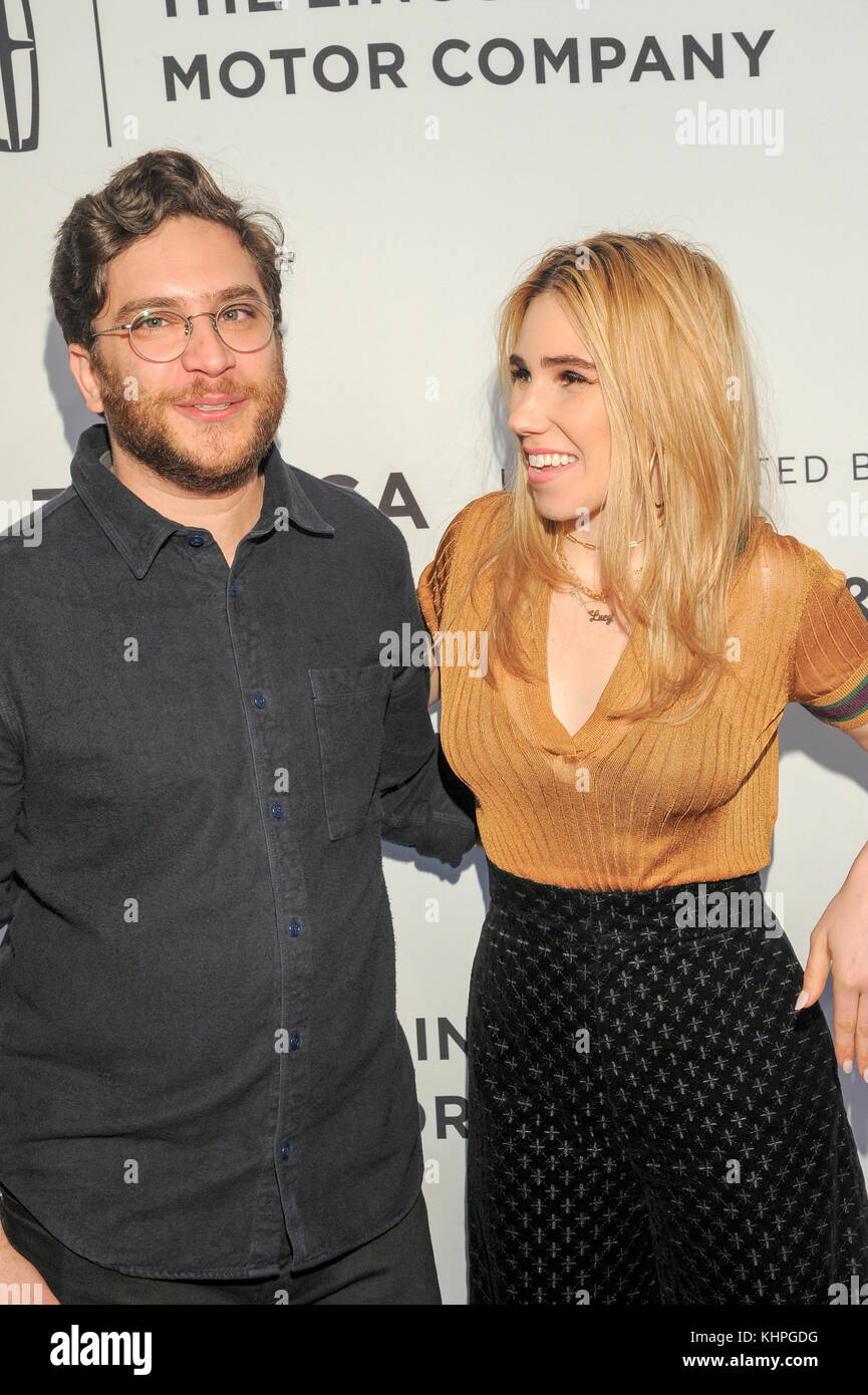 NEW YORK, NY - APRIL 23: Actors Matthew Shear and Zosia Mamet attend ...