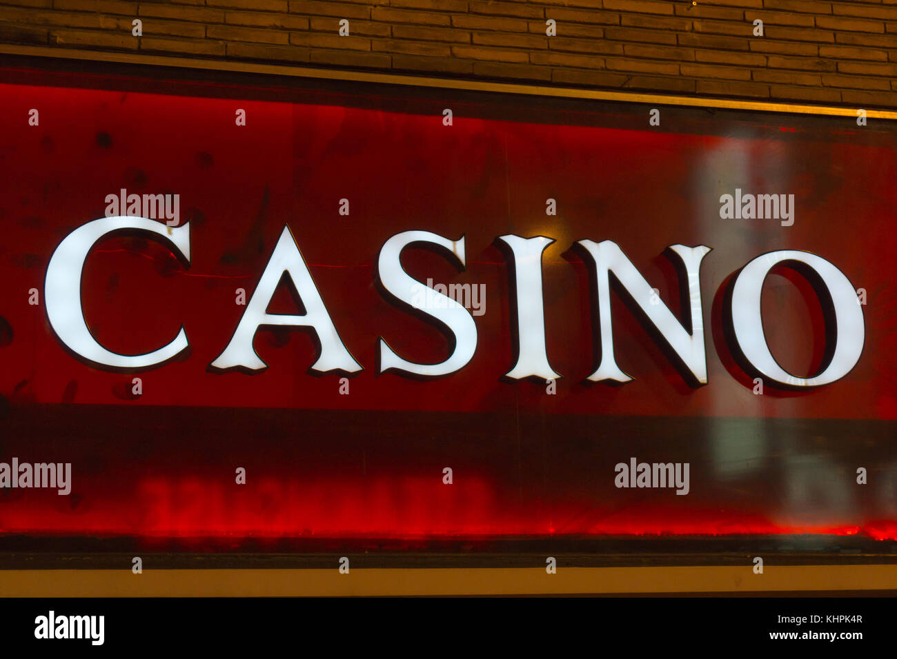 Casino light sign hi-res stock photography and images - Alamy
