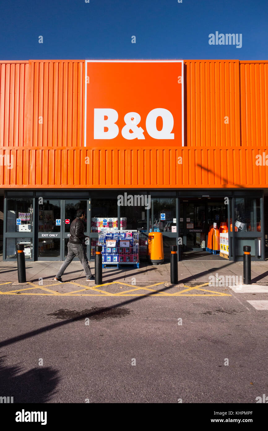 B&q store hi-res stock photography and images - Alamy
