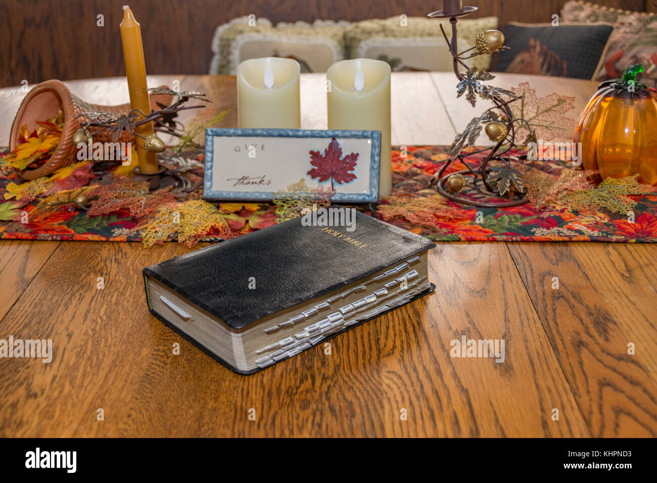American holiday decorations with Bible for Thanksgiving Stock Photo ...