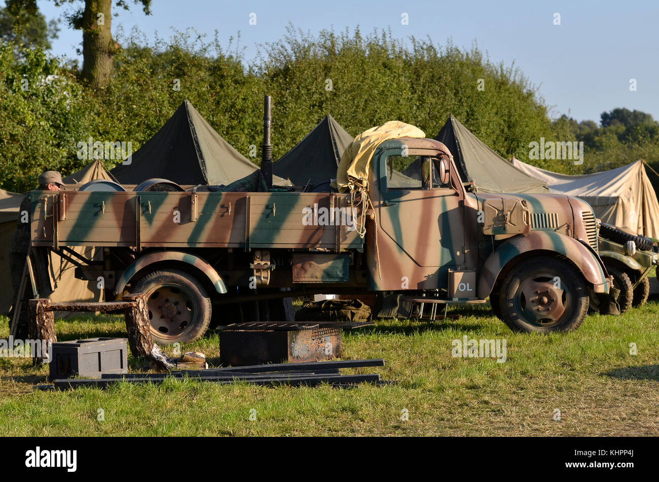 Phänomen Granit 27 1500L WW2 truck, Wehrmacht desert camouflage, Cosby ...