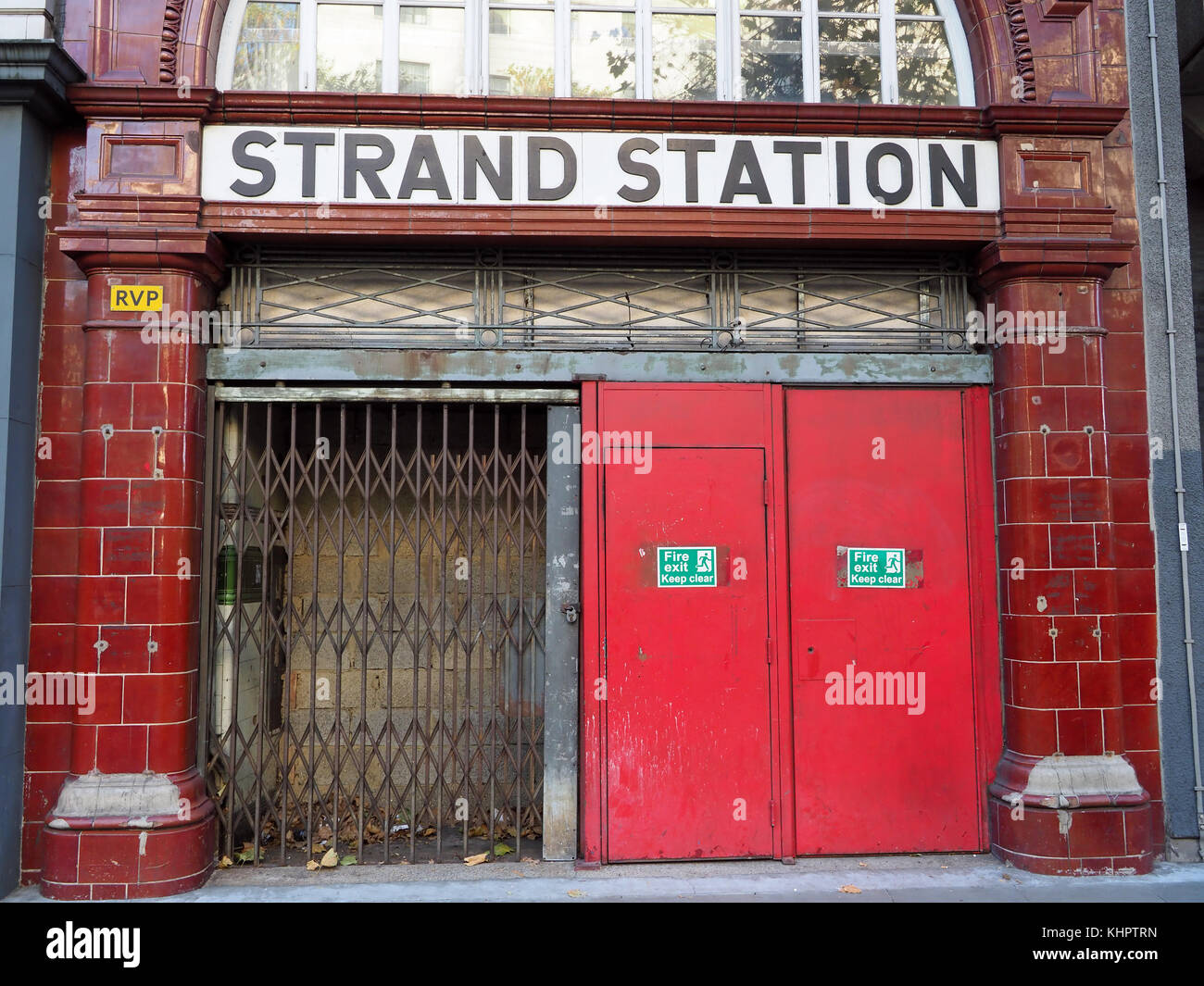 Aldwych tube station hi-res stock photography and images - Alamy