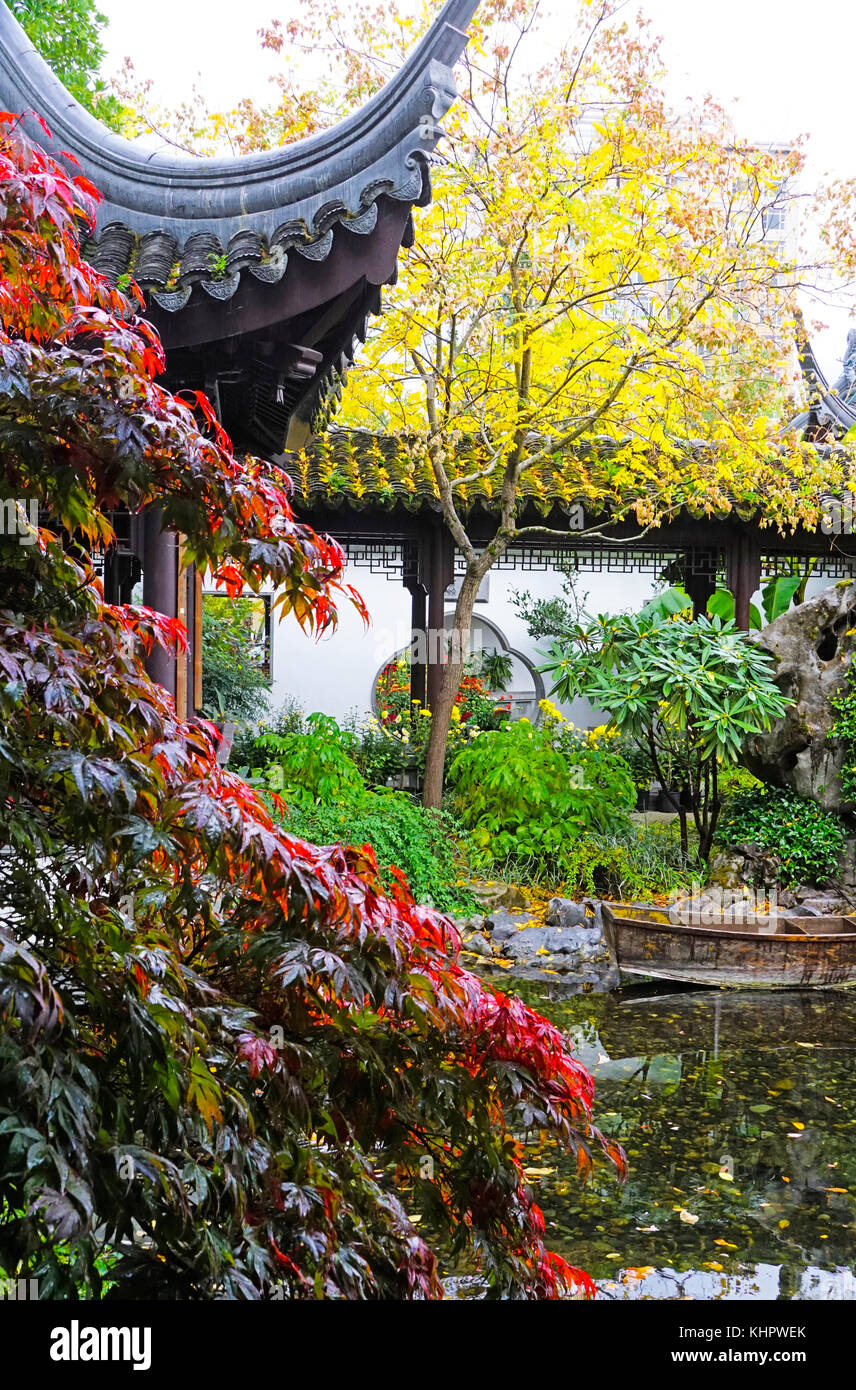 Lan Su Chinese Garden (Garden of Awakening Orchids) in Suzhou-style ...