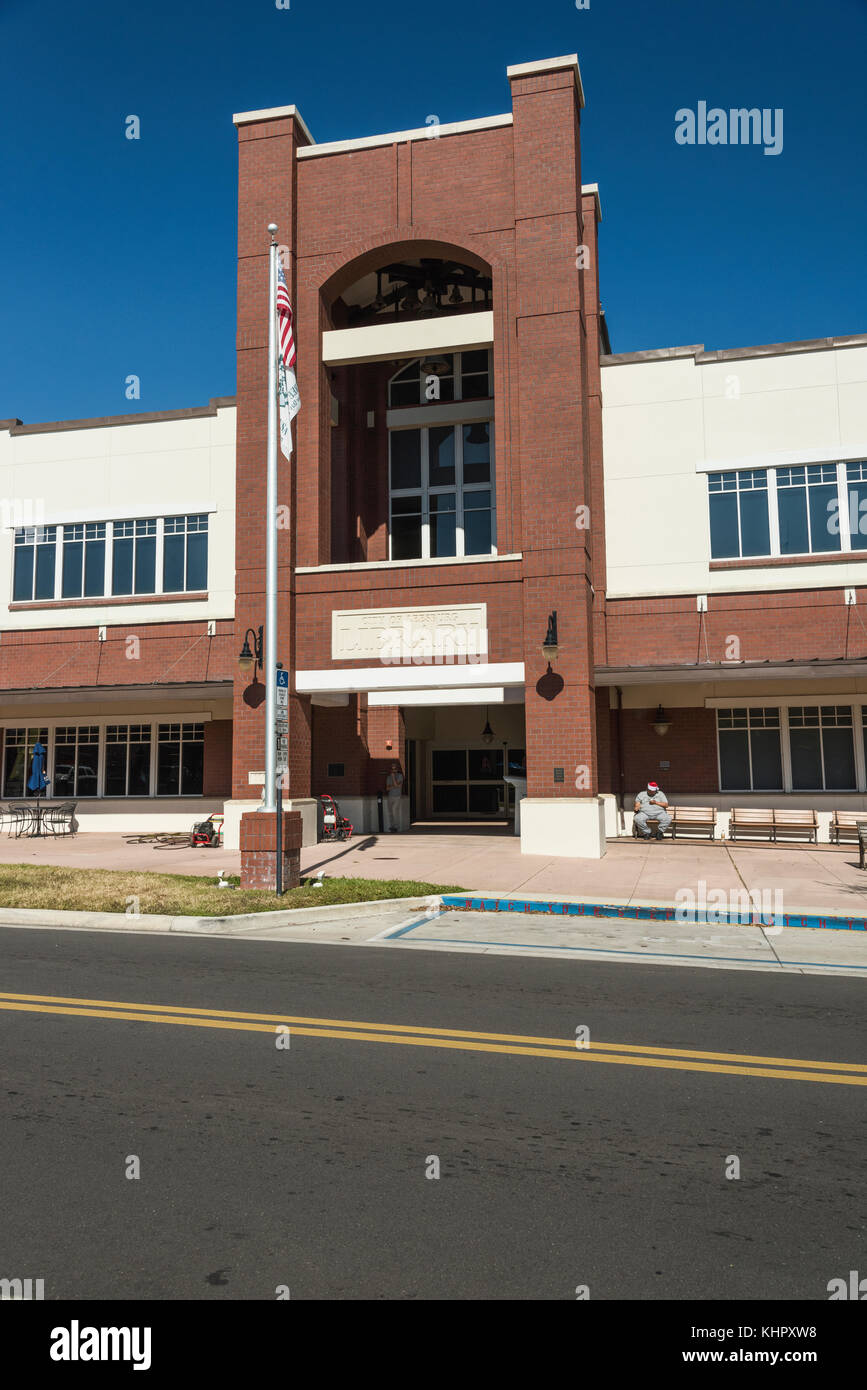Public Library Leesburg, Florida USA Stock Photo - Alamy