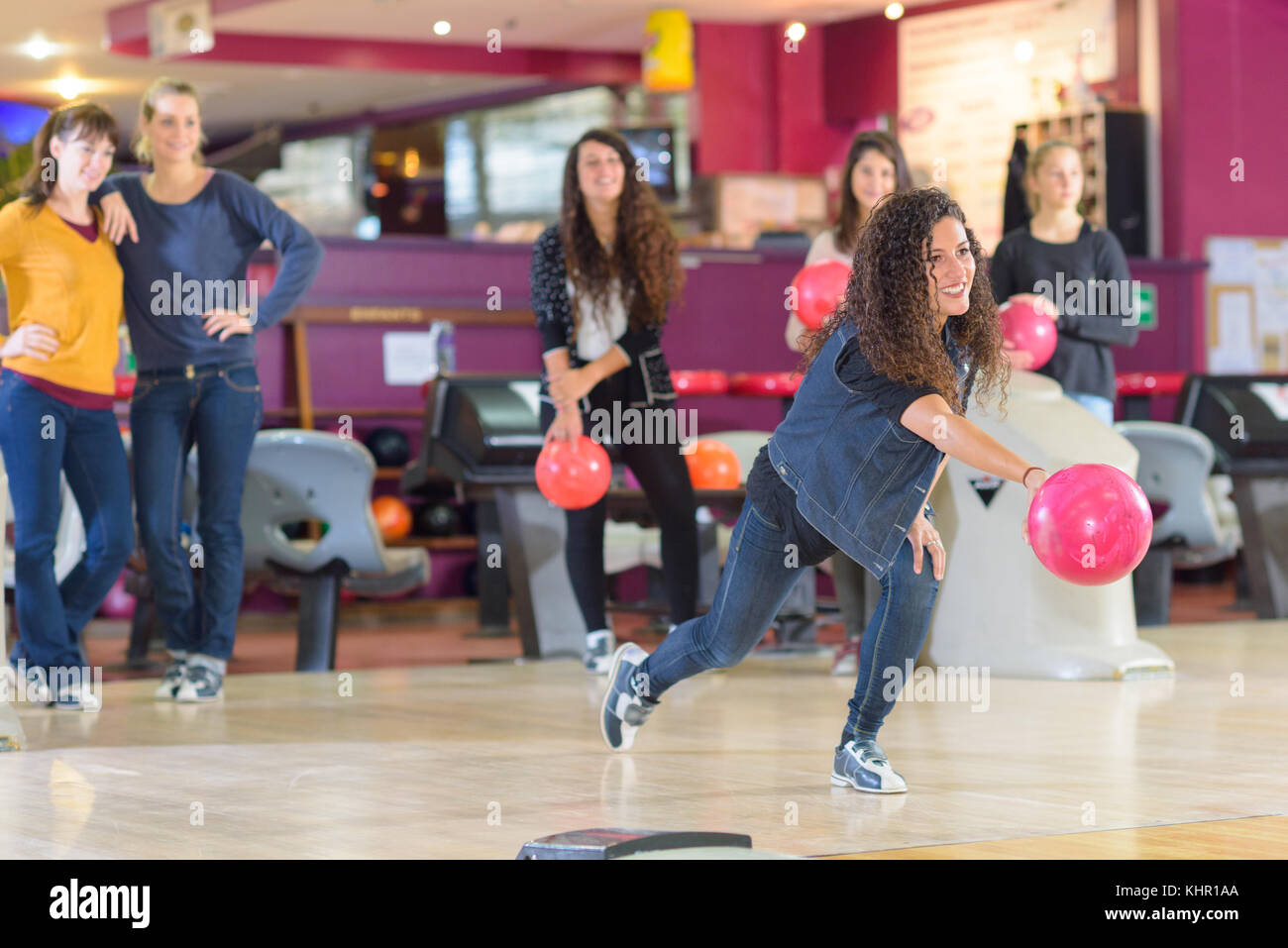 Good bowler hi-res stock photography and images - Alamy
