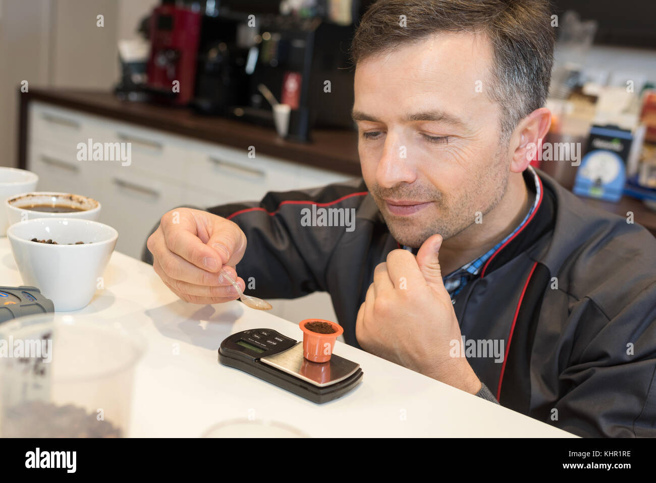 Weighing powder hi-res stock photography and images - Alamy